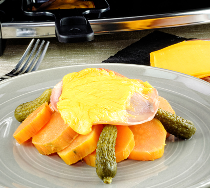 Raclette De Patate Douce Au Bacon Et Au Cheddar - Envie De Bien Manger